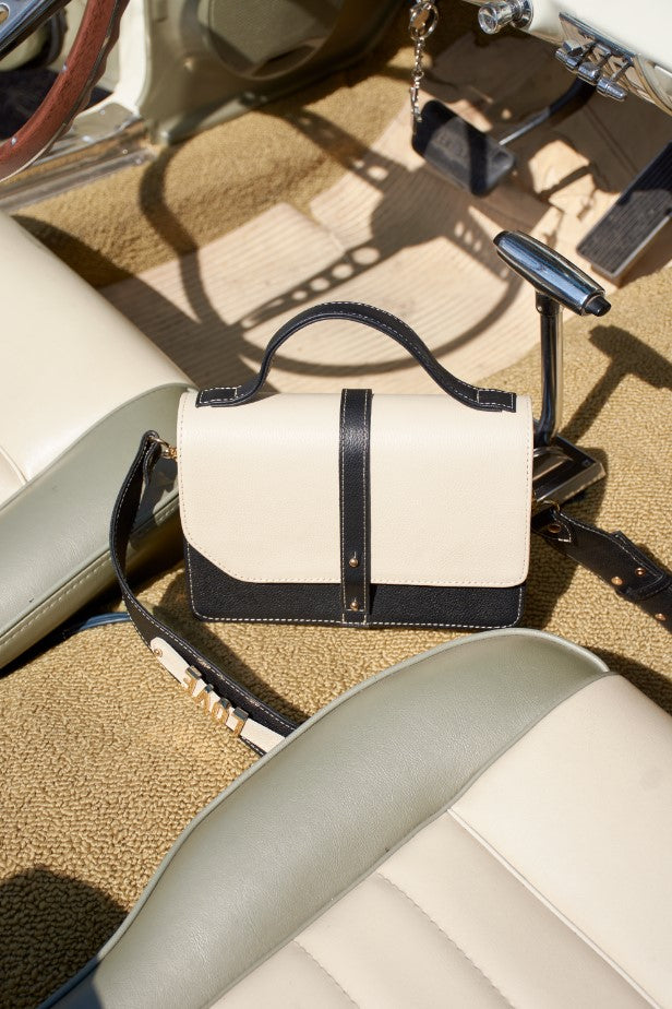 BAGS – Elán Choose Your Way