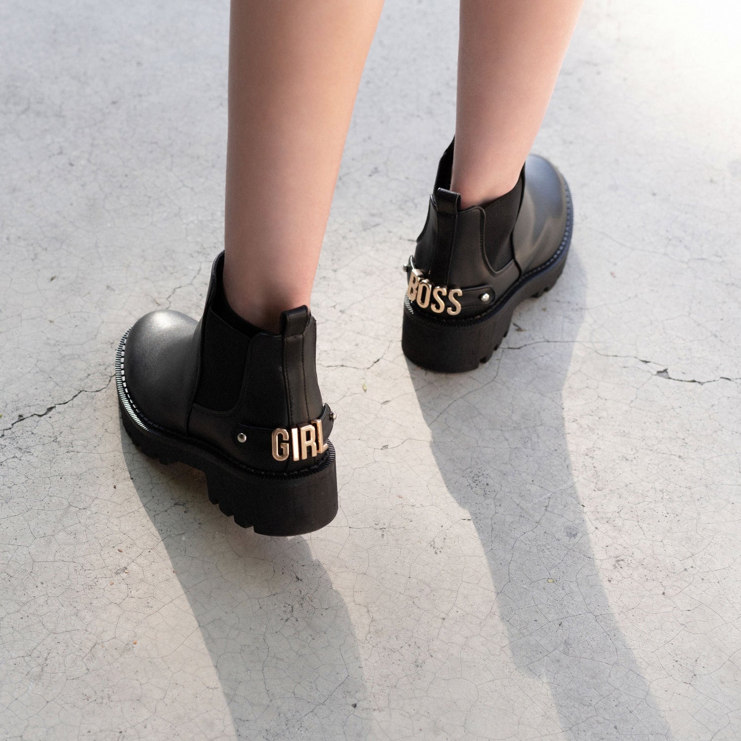 BOOTIES – Elán Choose Your Way